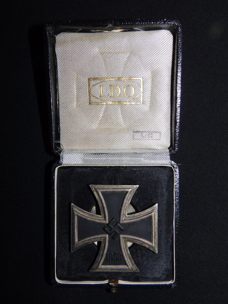 Iron cross / Eisernes Kreuz EK1 Gebrüder Godet early type with ...