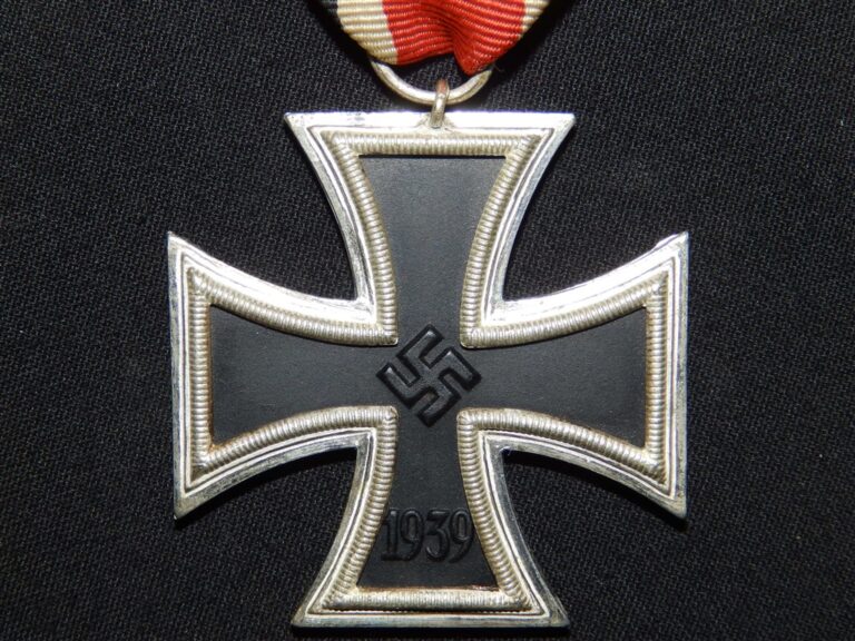 EK2 Iron Cross / Eisernes Kreuz so called “Straight -9” unknown maker ...